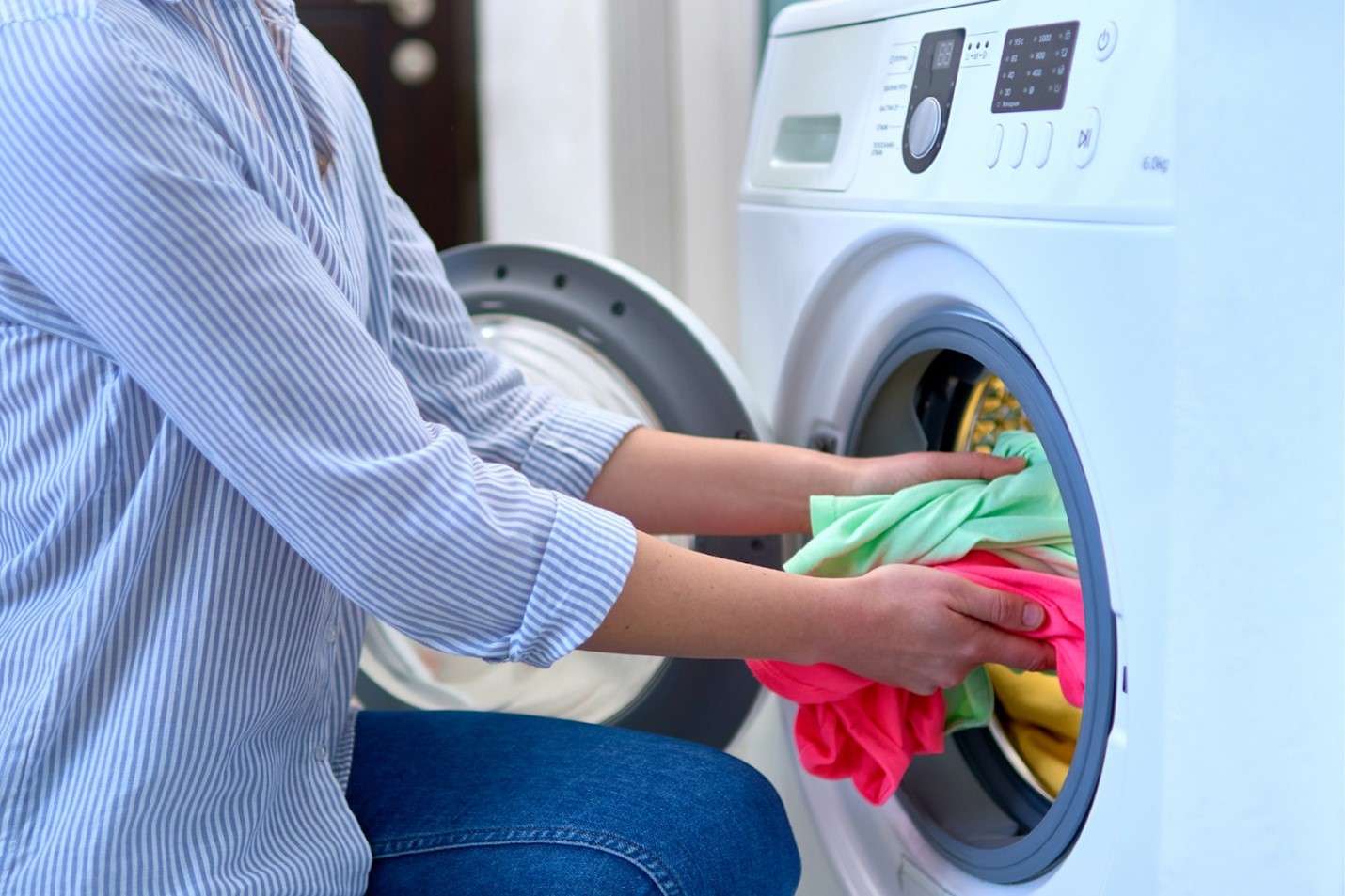 Types of Washing Machines: Pros & Cons | Surplus Furniture